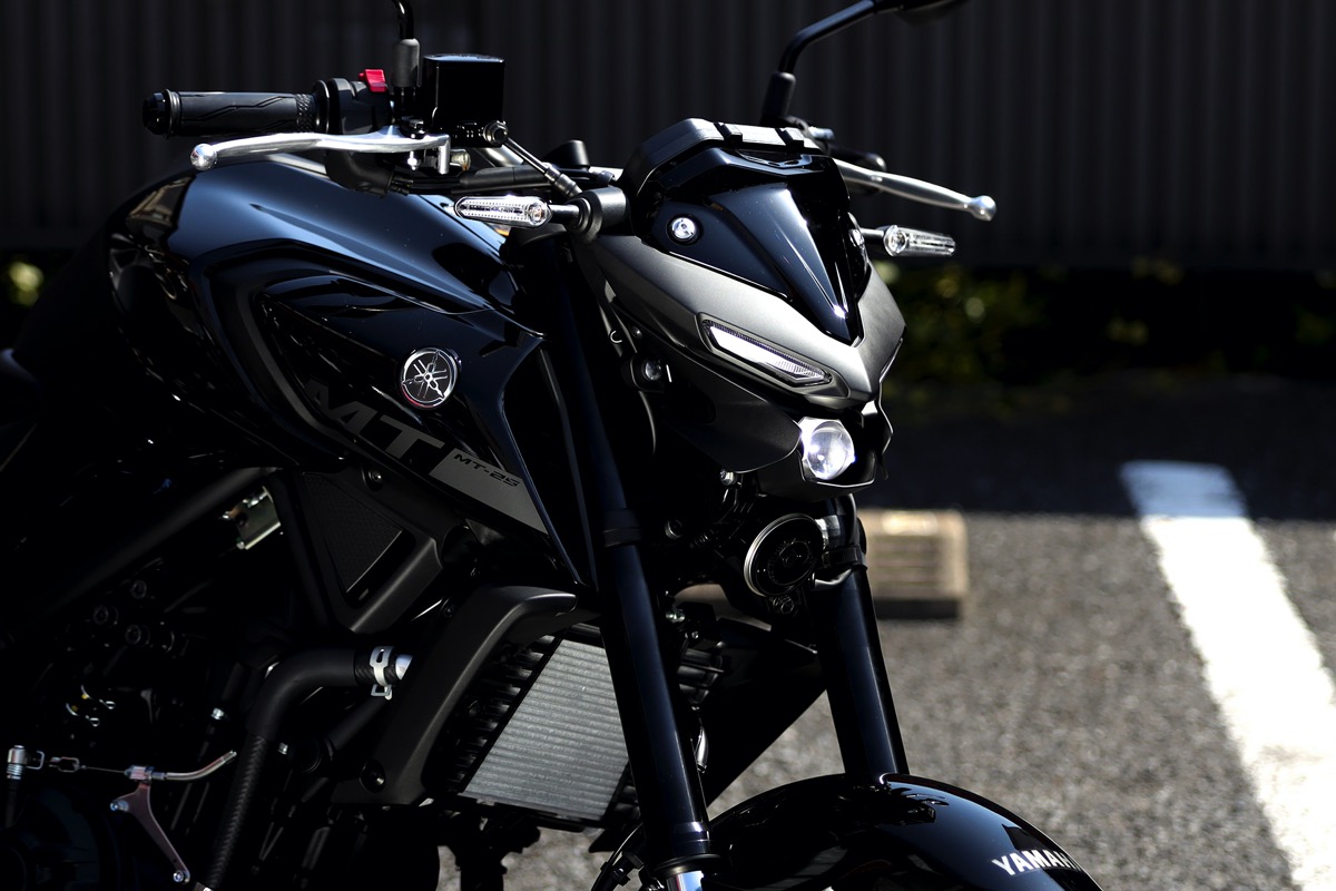 YZF-R25/R3 & MT-25/03 | YSP川口